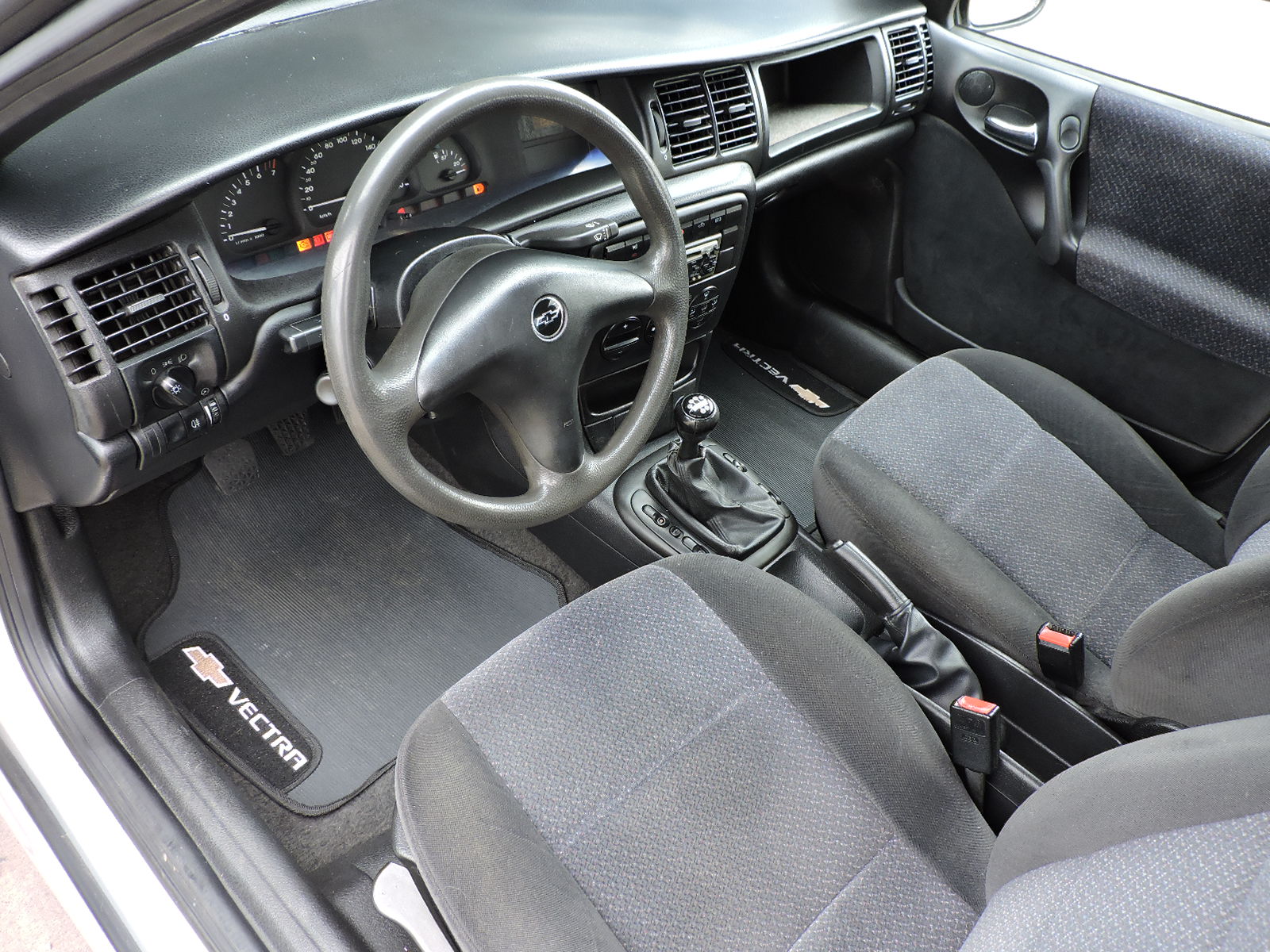 VECTRA GLS 2.2 MPFI – 2000 – Covimarco Veículos